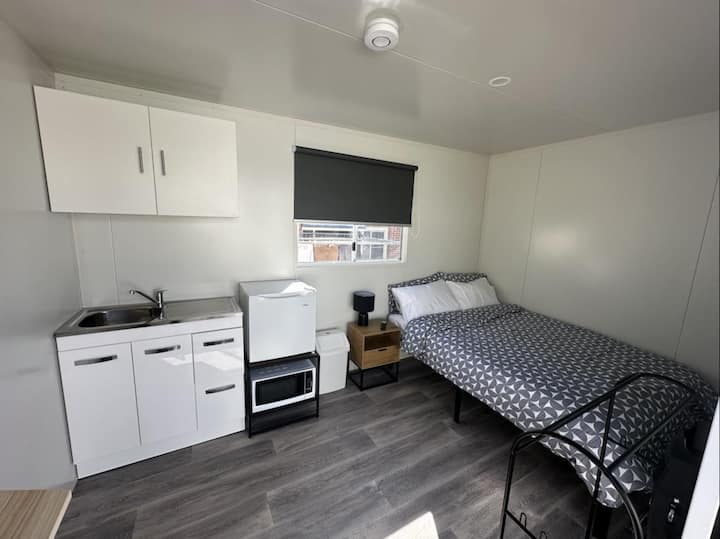 Newly Listed 1 Bedroom Unit With Ensuite. Unit 07 - Tamworth