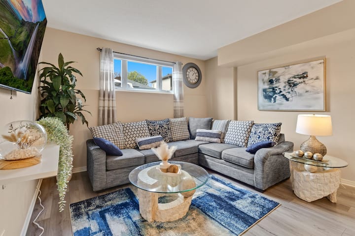 Maison Cosy Avec Piscine Privée - Sous Sol Et Beau - Ottawa