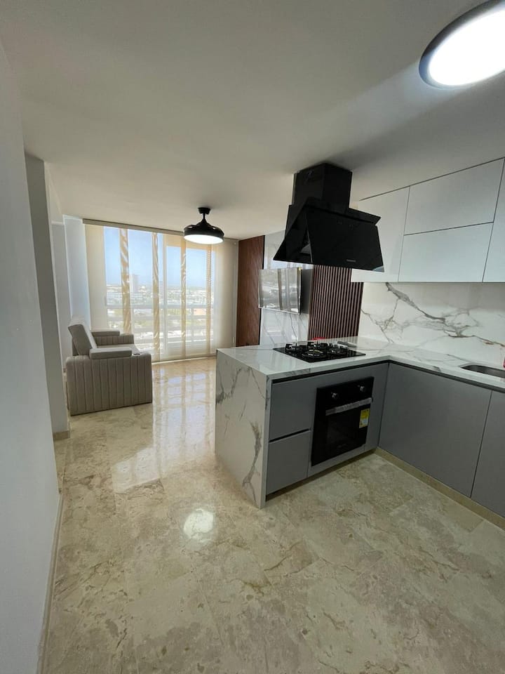 Apto Lujoso Cerca  El Malecon Y Puerta De Oro - Barranquilla