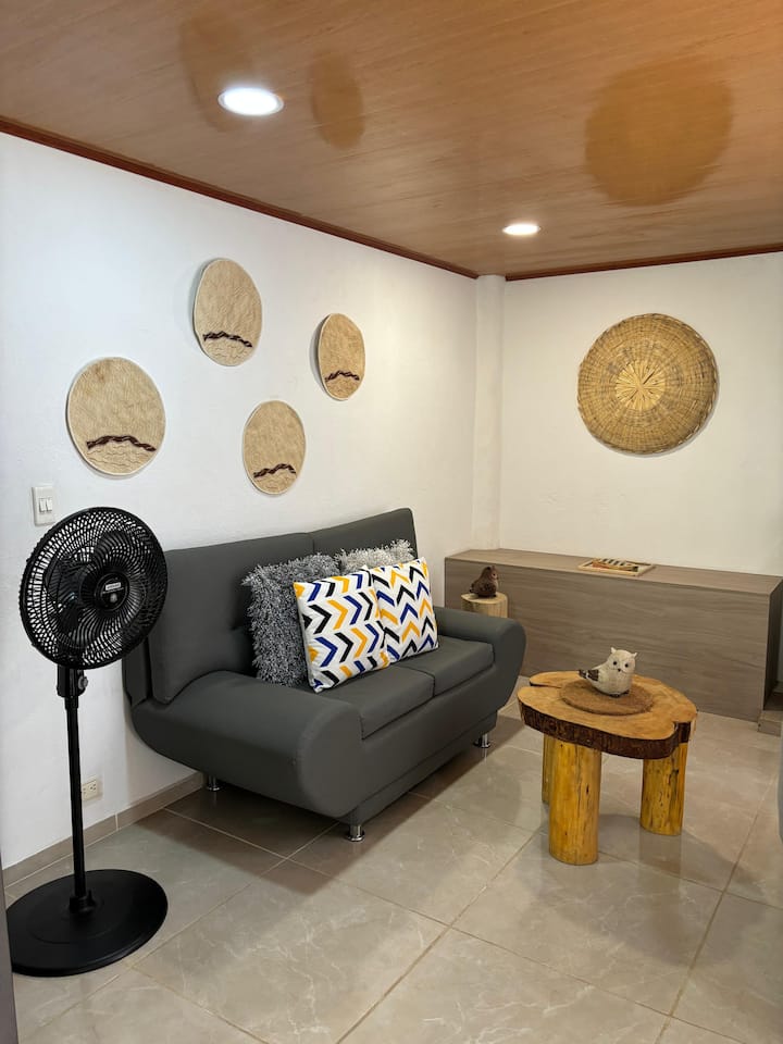 Hermoso Apartamento Con Excelente Ubicación Piso 3 - Copacabana
