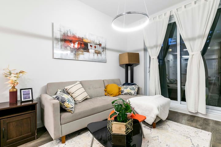 Brightly 3bdr Townhouse Close To Mtl - Longueuil