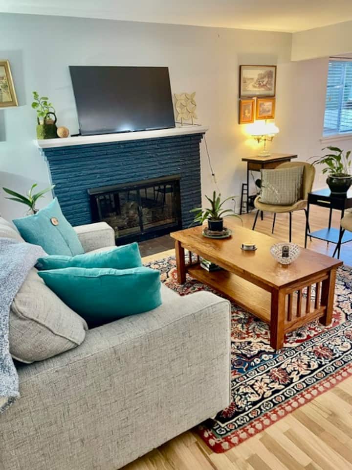 Mami's Casita - Welcome Home - Seattle, WA