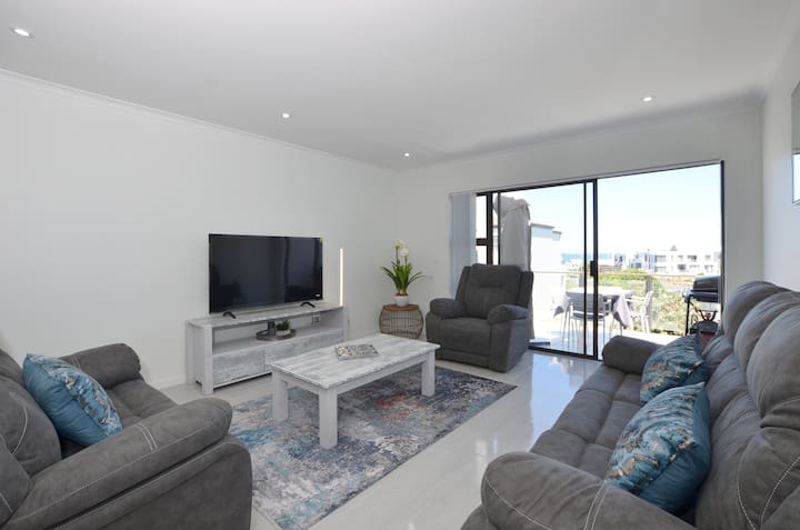 Sandytoes@bigbay - Parklands