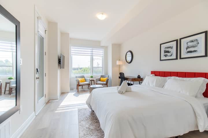 Stylish Studio In Oakville - Oakville