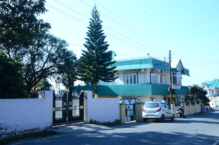 Thakur Villa Dharamshala - Dharamshala