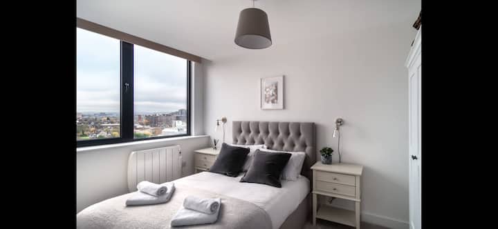 Modern 1-bed Near Old Trafford - Manchester