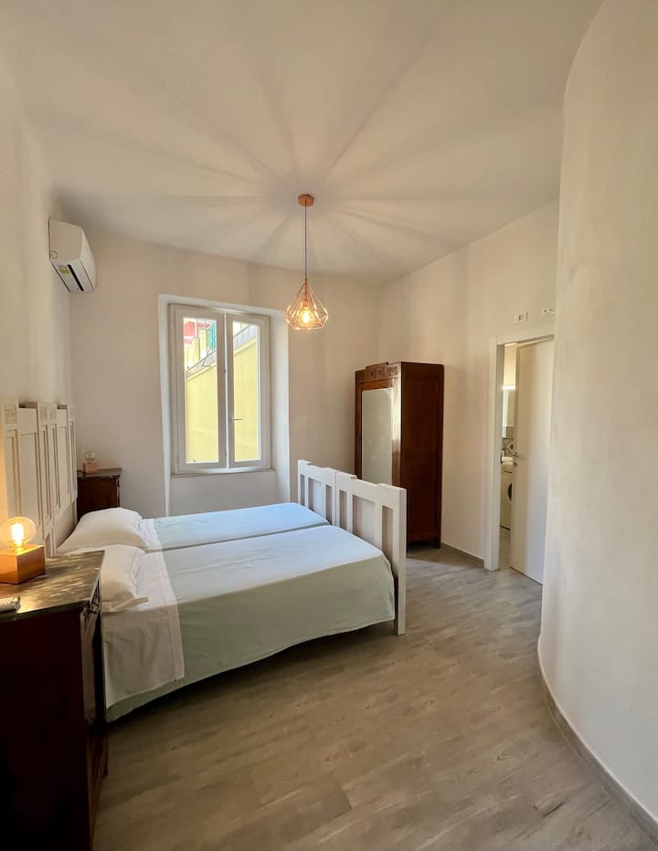 Andrea, Nuovo Con Ampia Terazza - Levanto