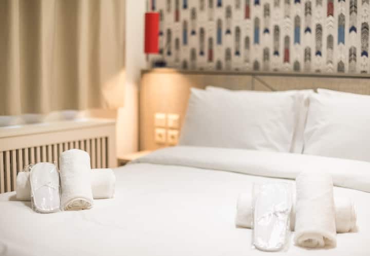 Gem In The Heart Of Athens - Athens