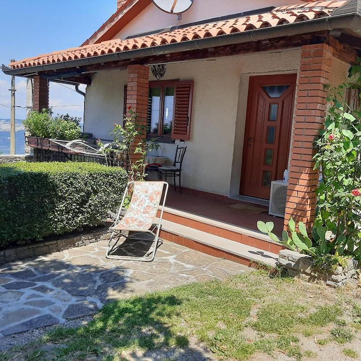 Violet's Place | 1 Bedroom & Sea View & Terrace - Črni Kal