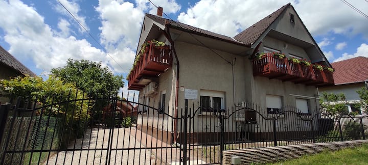 Timbi Magánszálláshely Földszint - Balatonmáriafürdő