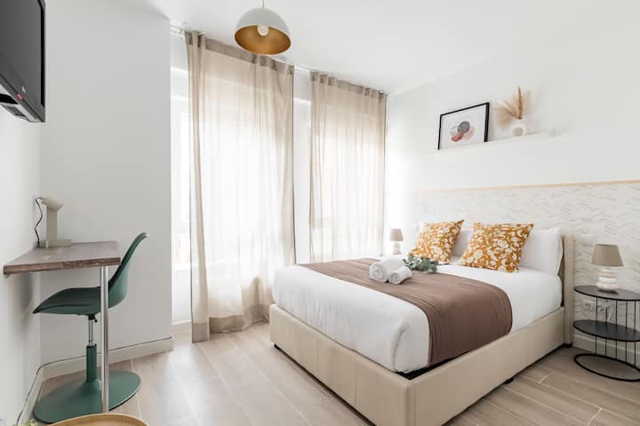 Urban Rooms Madrid Ventas Iii - Madrid