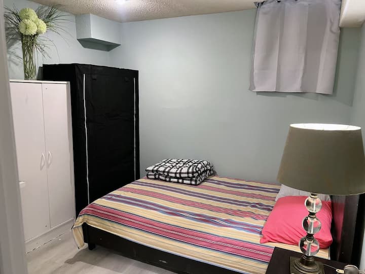 Nice Room With Own Washroom - Vaughan