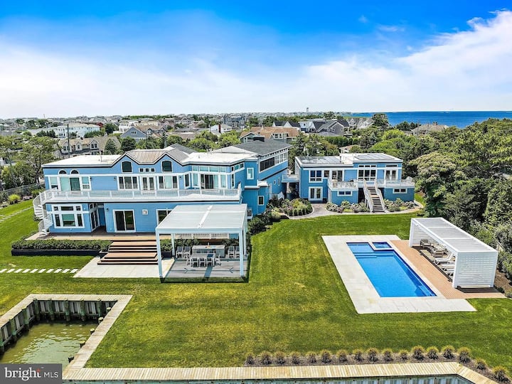 Luxury Lbi Beach Haven Resort! Gated, Pool, Hottub - Beach Haven, NJ