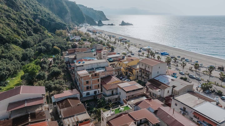 Appartamento Con Vista Spiaggia - Palmi