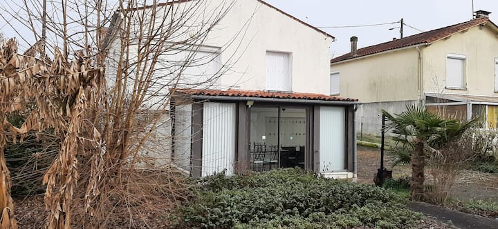 Logement Plain-pied 1 Km Thermes - Jonzac