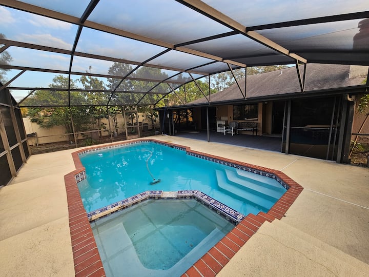 This Homely Home Is Awaiting You - Apopka, FL