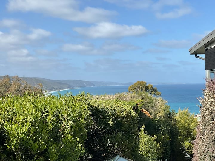 Molly’s Bungalow:
A Quiet Haven - Lorne