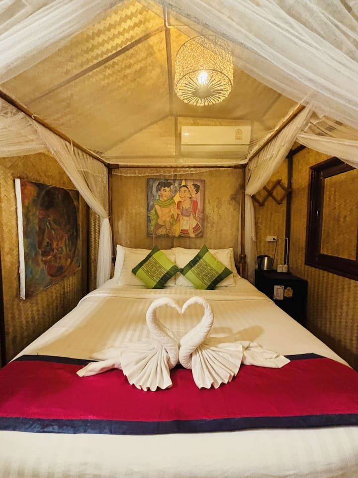Little Hut By The Sea - Phi Phi - Ko Phi Phi Don
