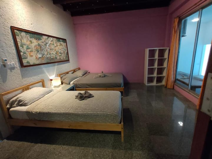 P3 Private Room/ Bathroom 2 Beds - Patong Beach