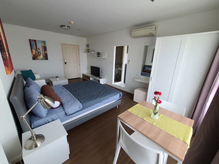 10th Quiet And Well Located Condo - Hua Hin