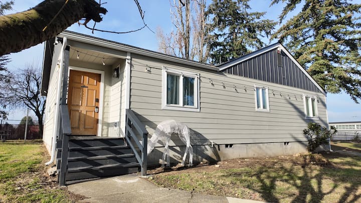 Maison Privée Et Confortable Avec Portail, à 5 Min - Aéroport de Seattle-Tacoma (SEA)