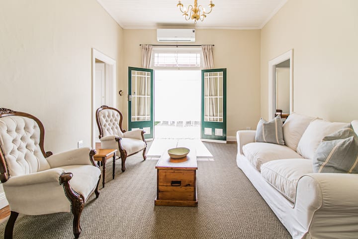 Karoo House Collection - 111 Cradock - Graaff-Reinet
