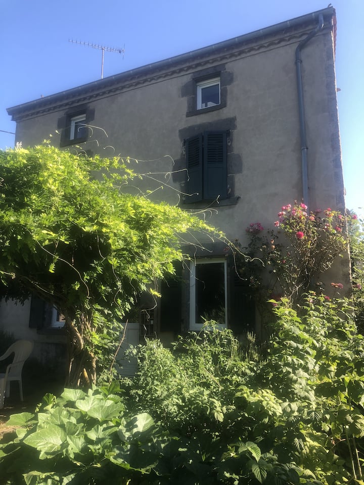 Au Cœur Des Volcans D'auvergne - Saint-Nectaire