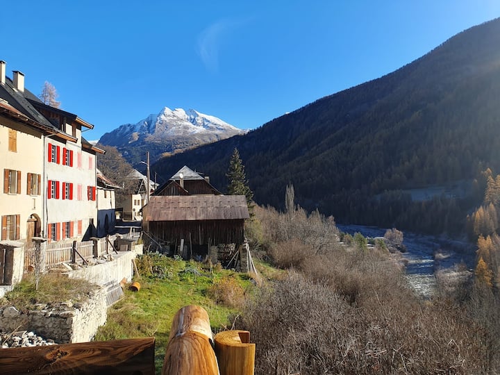 Gîte De Montagne "Le Sibérien" - Larche
