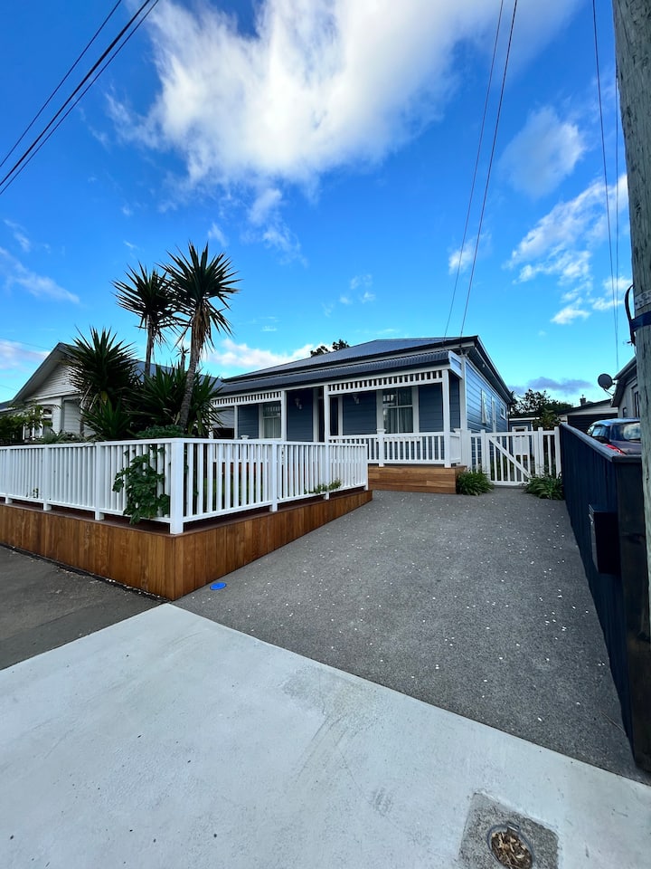 Charming Cottage In Petone - Wellington