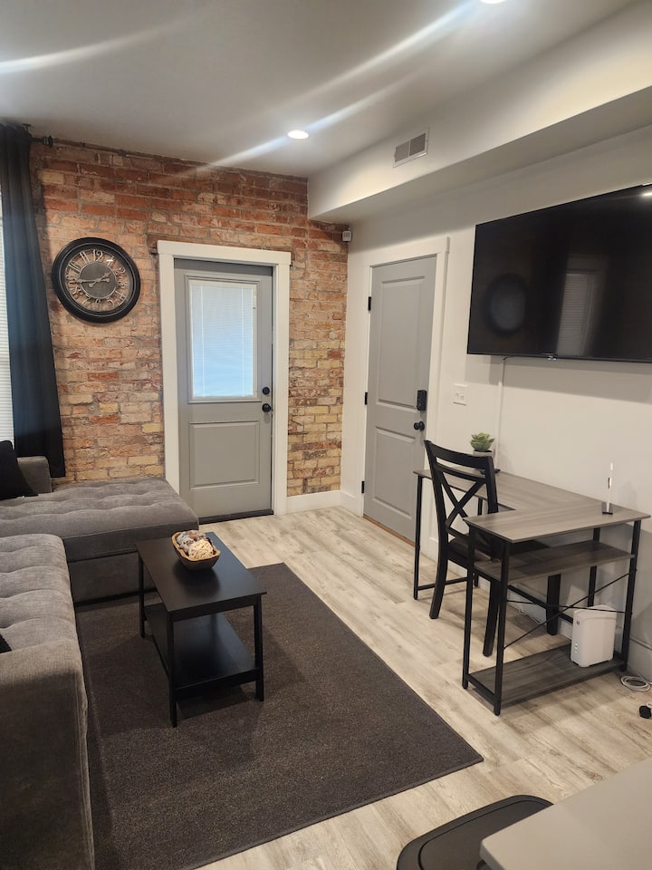 Top Floor Retreat-fast Internet - Salt Lake City, UT