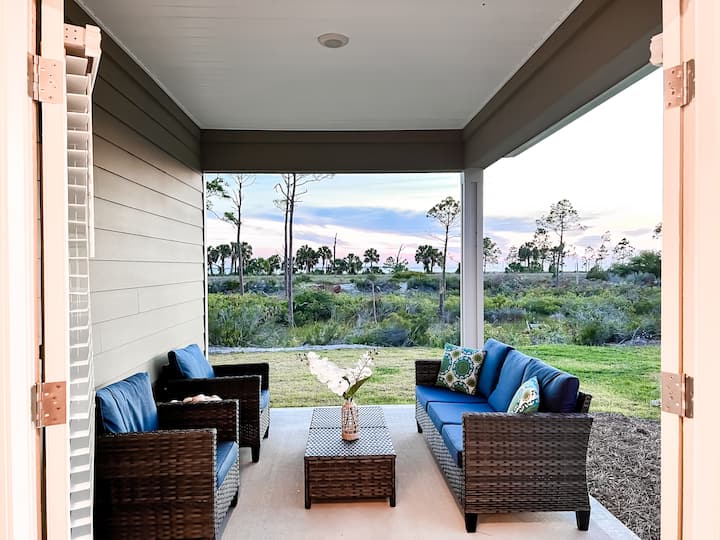 Gulf Views, Pool, Walk To Beach - Port St. Joe, FL