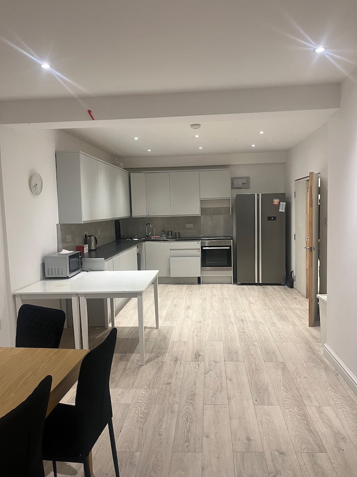 Ultra Elegant 3br - Close To Ldn - Edgware