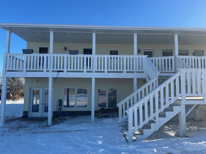 Rustic Acres Escape - Kindersley