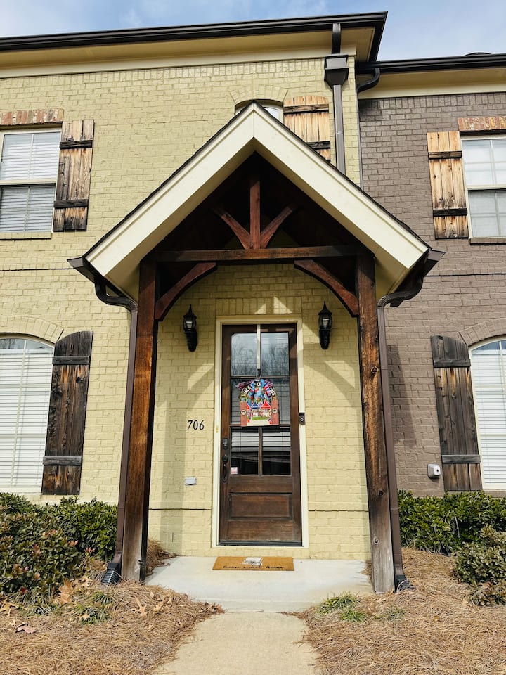 Charming Oxford 3 Bedroom Condo - Oxford, MS