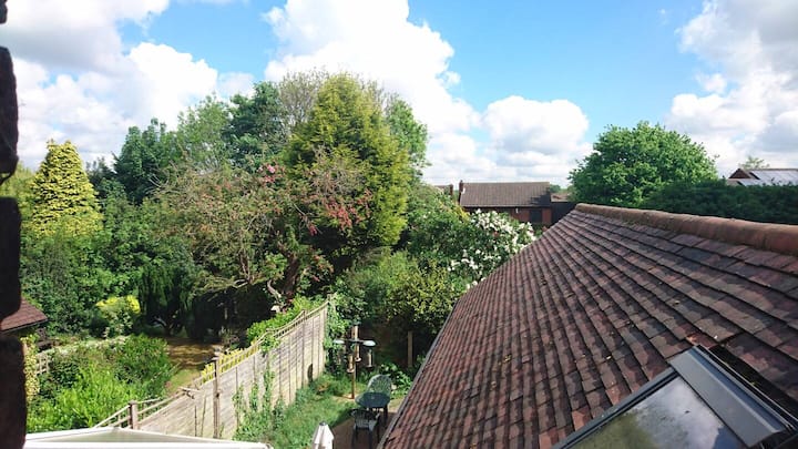 Large Room In Shared House - Birmingham