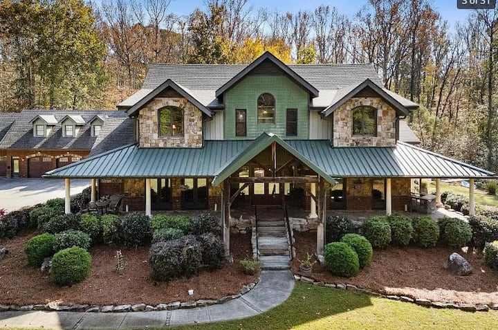 Executive Whimsical Estate - Alpharetta, GA