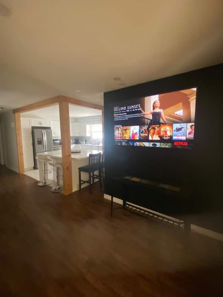 Master Bedroom In Byron (London) - 런던