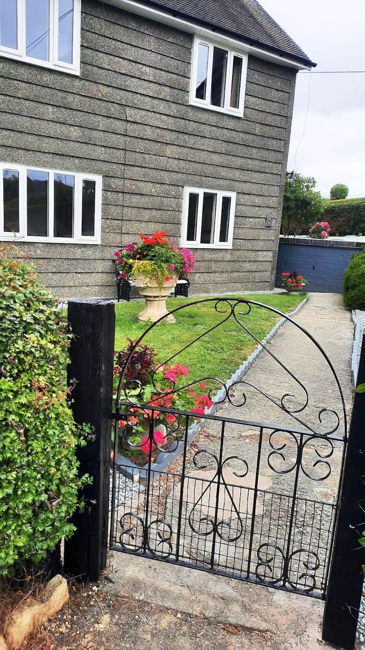 Conkers Cottage - Welshpool