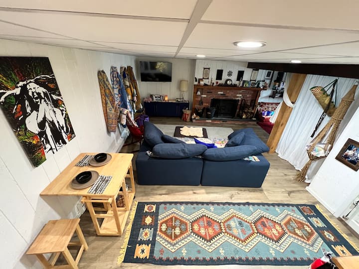 Artsy, Cozy, Mountain Getaway - Palmerton, PA