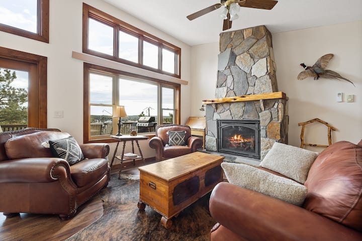 Lookout Lodge - Custer, SD