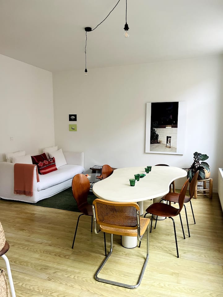 Little Arty Gem In Saint-gilles: Cosy Stay! - Forest