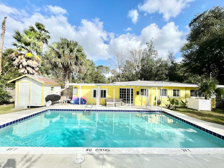 Family Home W/ Private Pool - Gainesville, FL
