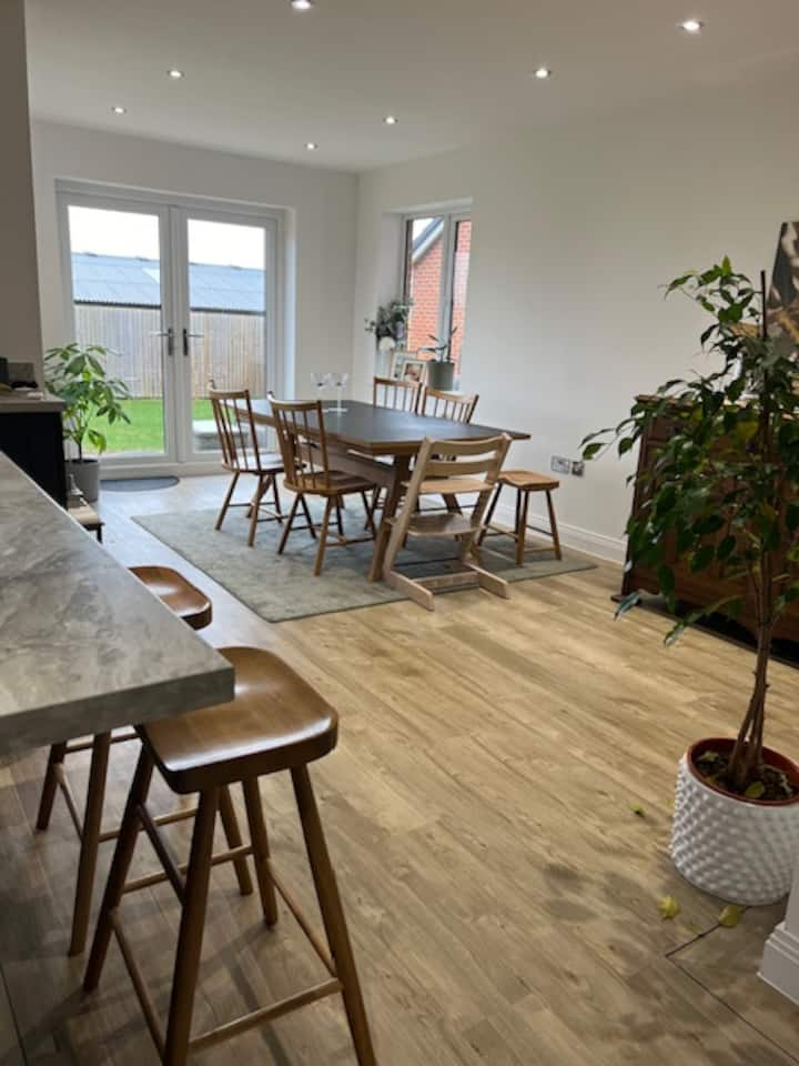 Spacious House, Modern Standard - Ulverston