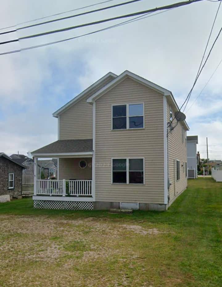 Sand Hill Cove Retreat - Narragansett, RI