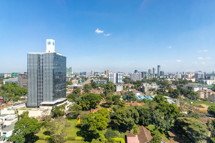 2 Bed Apt Stunning Views In The Heart Of Nairobi - Kenya