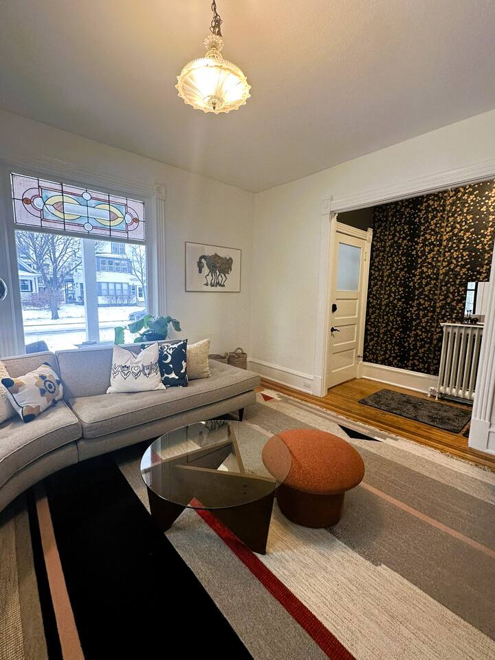 A Comfortable & Relaxing Stay - Minneapolis, MN