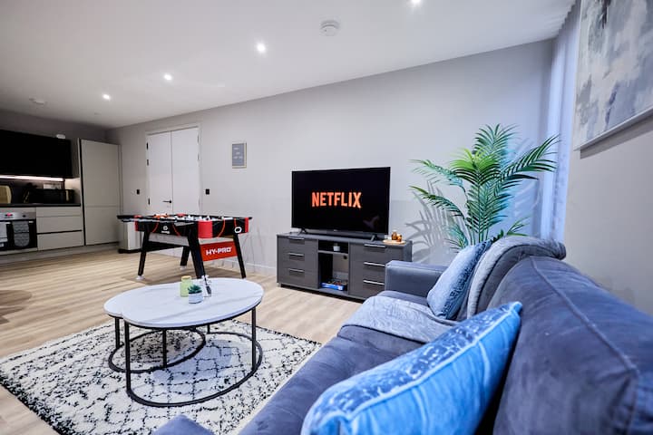 St Paul’s Square | Jewellery Quarter Gem | Parking - Birmingham