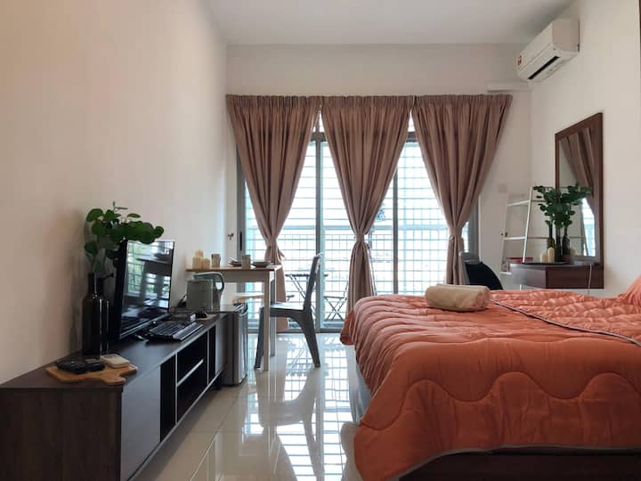 Ampang 2 Pax Stu In Ampang Point - Hulu Langat