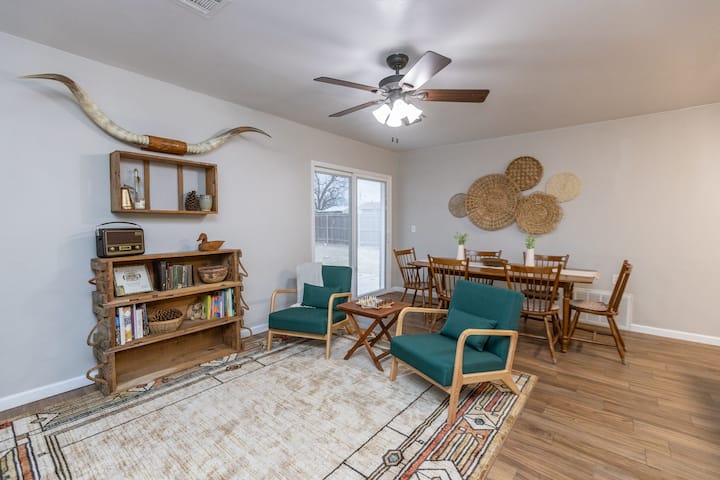 Home In Chandler - Close To Mx - Chandler, OK