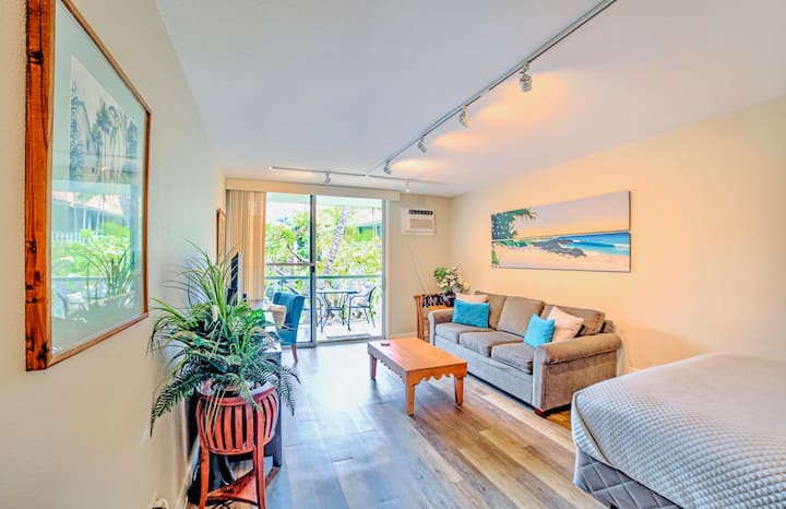 Hale Hina Downtown Kailua Kona! - Kailua-Kona, HI